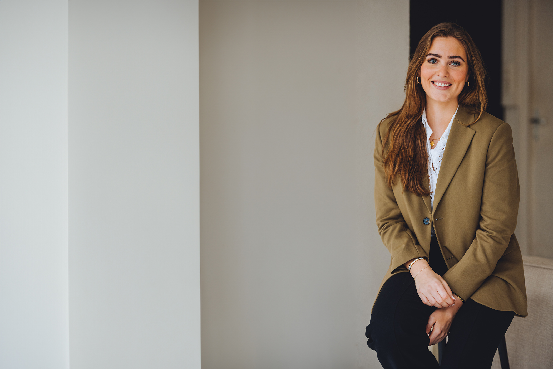 Alexandra Wolff - Living Real Estate